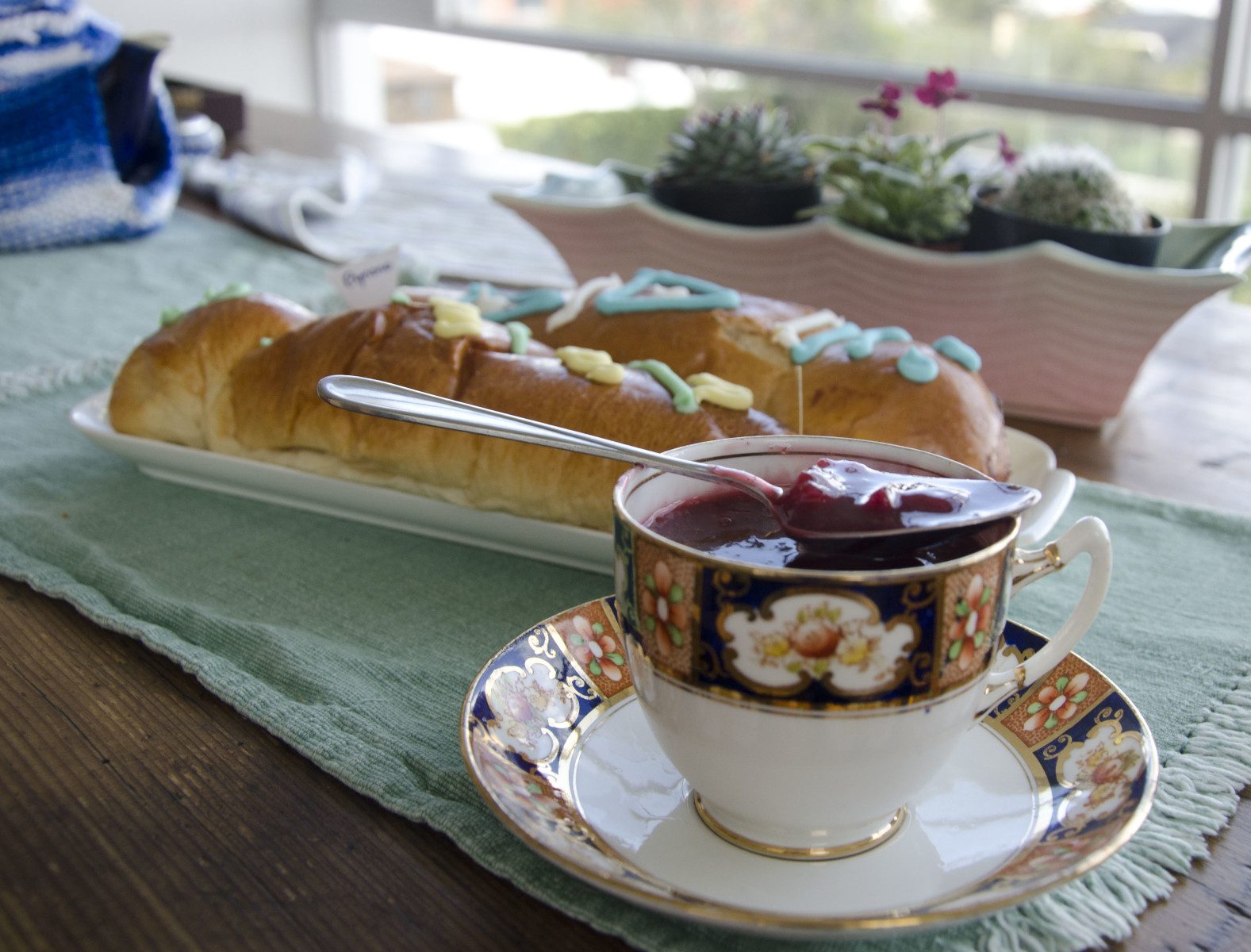 Colada Morada y Guaguas de Pan | Not Your Average American